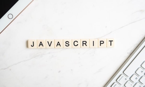 O que é JavaScript? Guia completo para iniciantes [2024]